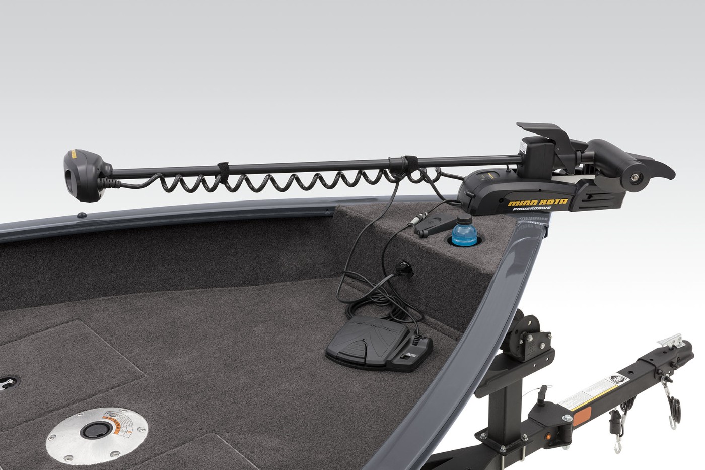 2019 PRO GUIDE V-16 SC - TRACKER Deep V Multi-Species Boat