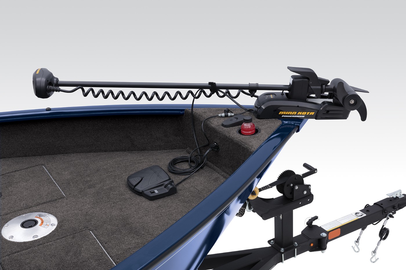 2019 PRO GUIDE V-16 WT - TRACKER Deep V Multi-Species Boat