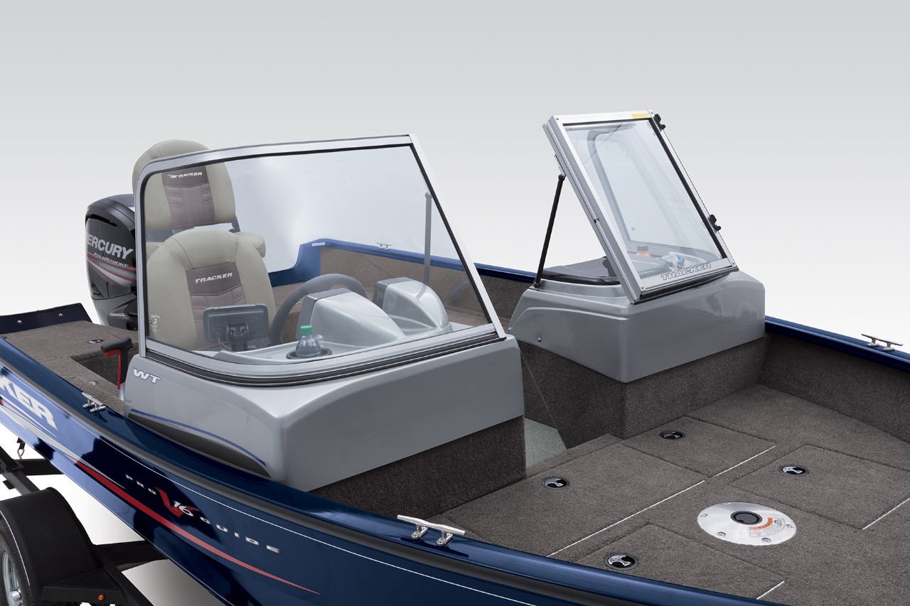 2019 PRO GUIDE V-16 WT - TRACKER Deep V Multi-Species Boat
