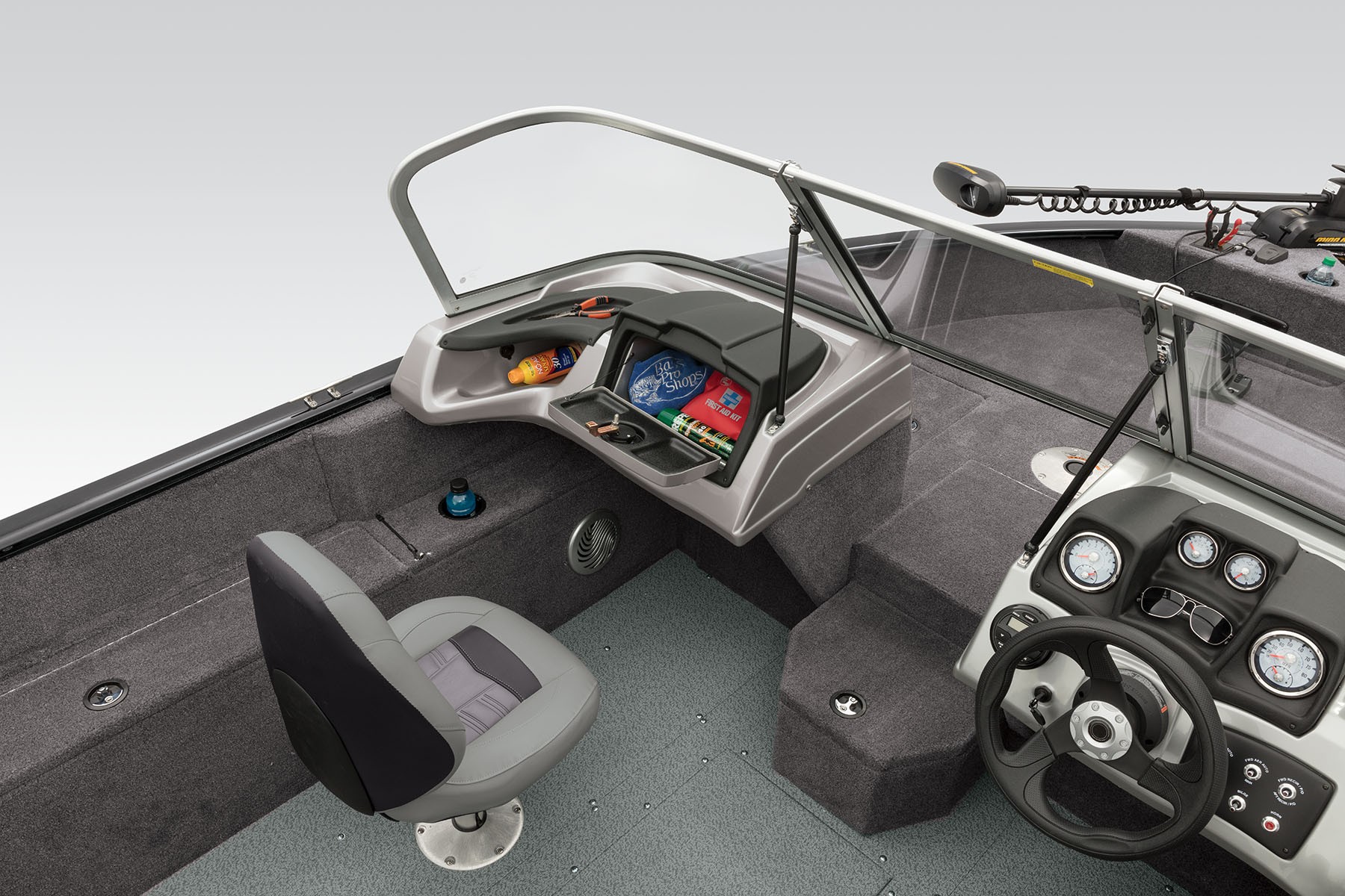 2019 PRO GUIDE V-165 WT - TRACKER Deep V Multi-Species Boat