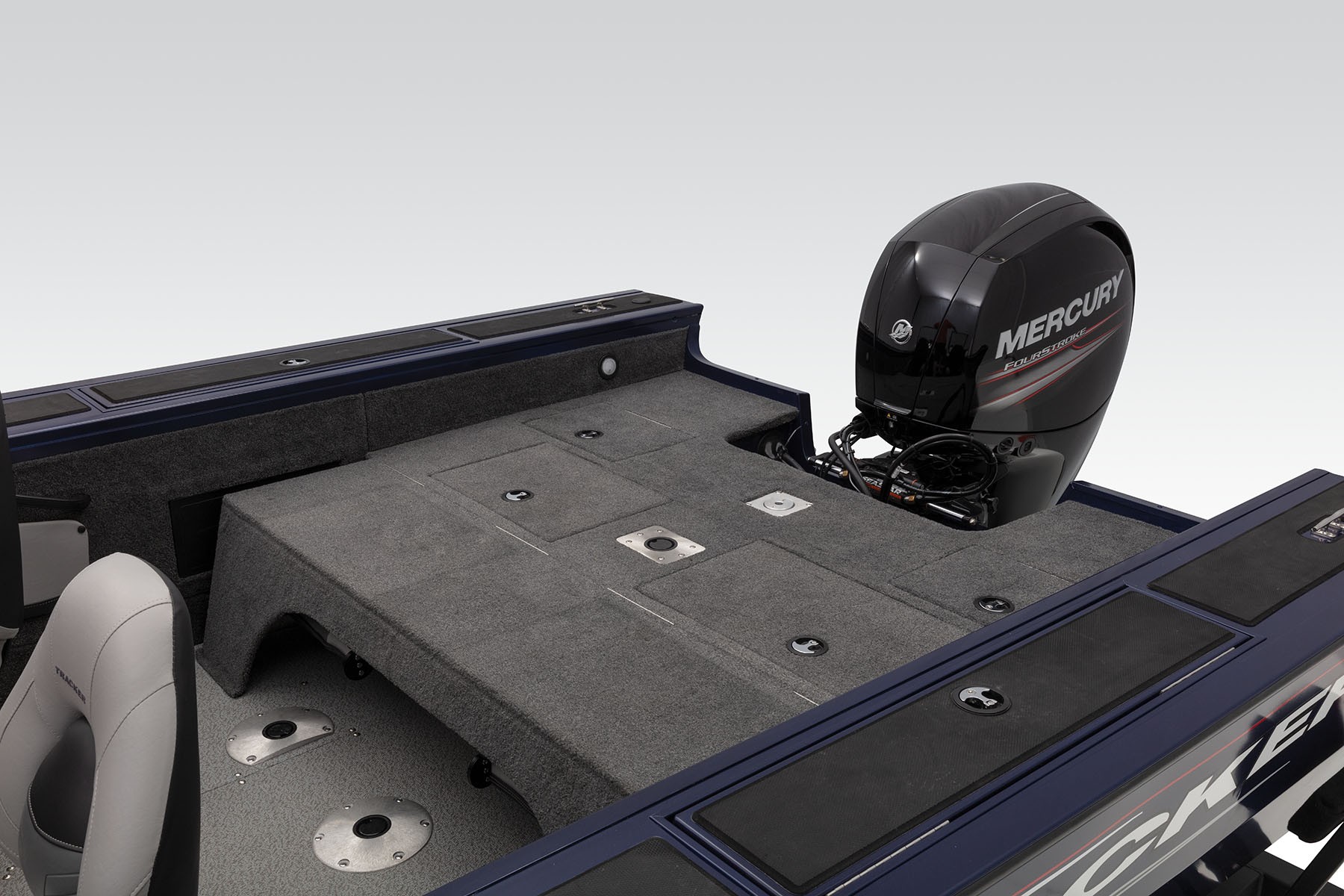 2019 TARGA V-18 Combo - TRACKER Deep V Multi-Species Boat