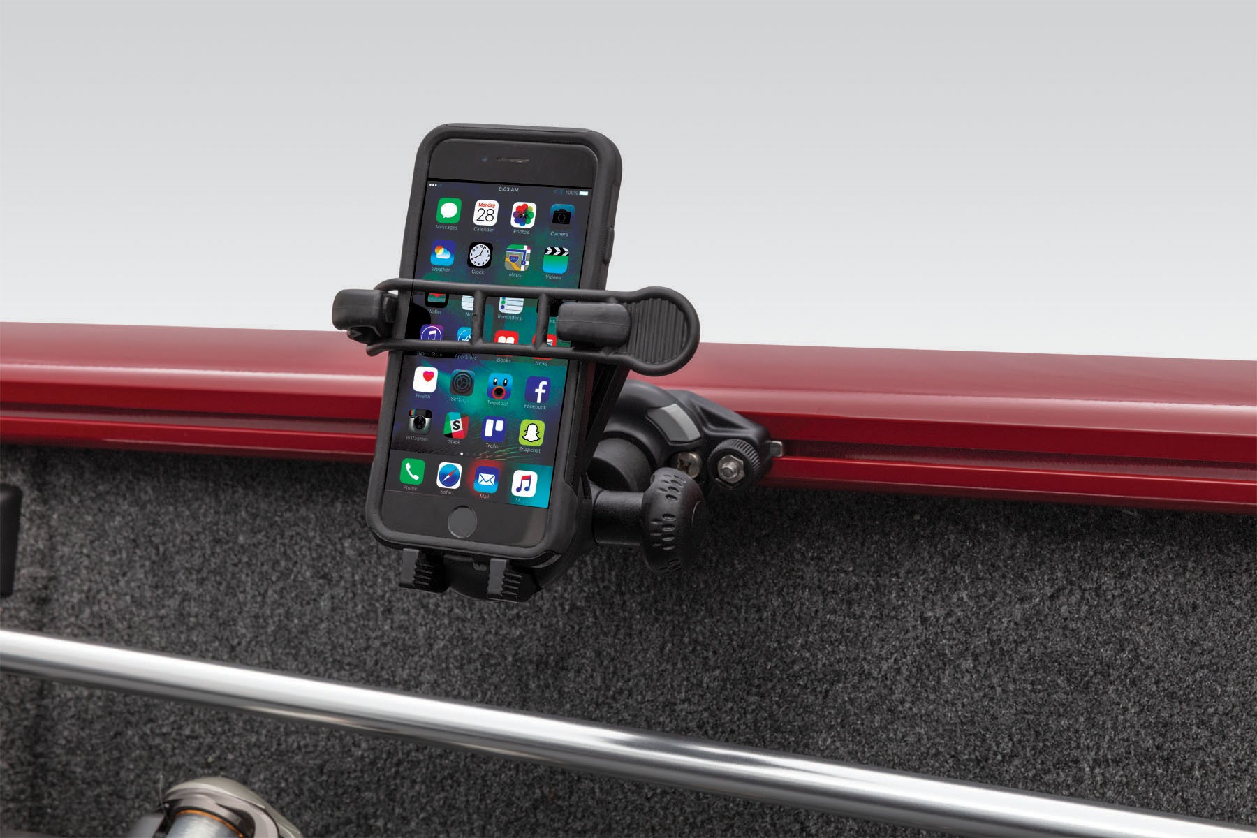 2019 PRO 160 - TRACKER Mod V Bass Boat