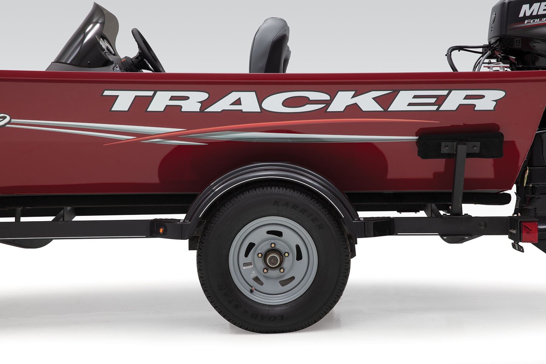 2019 PRO 170 - TRACKER Mod V Bass Boat