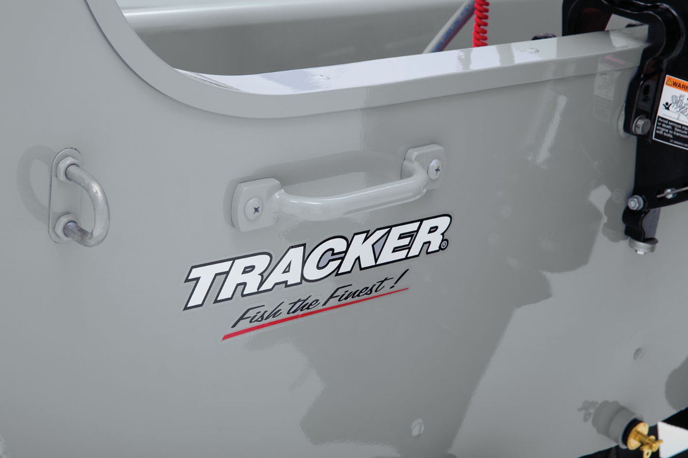 2019 Guide V-14 - TRACKER Deep V Utility Boat