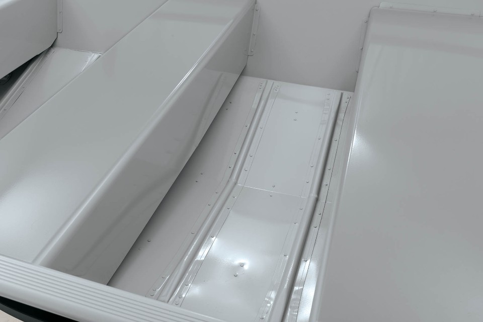 2019 Guide V-14 - TRACKER Deep V Utility Boat