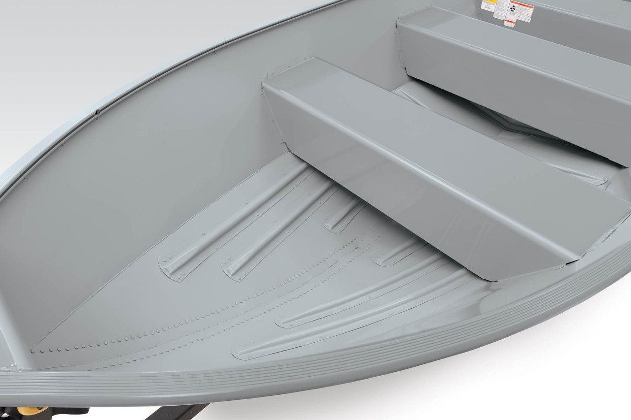 2019 Guide V-14 - TRACKER Deep V Utility Boat
