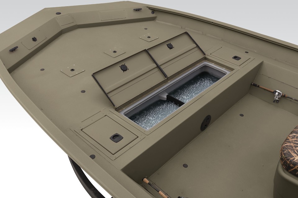 TRACKER GRIZZLY 2072 CC | 21ft. 5in. Center Console Jon Boat