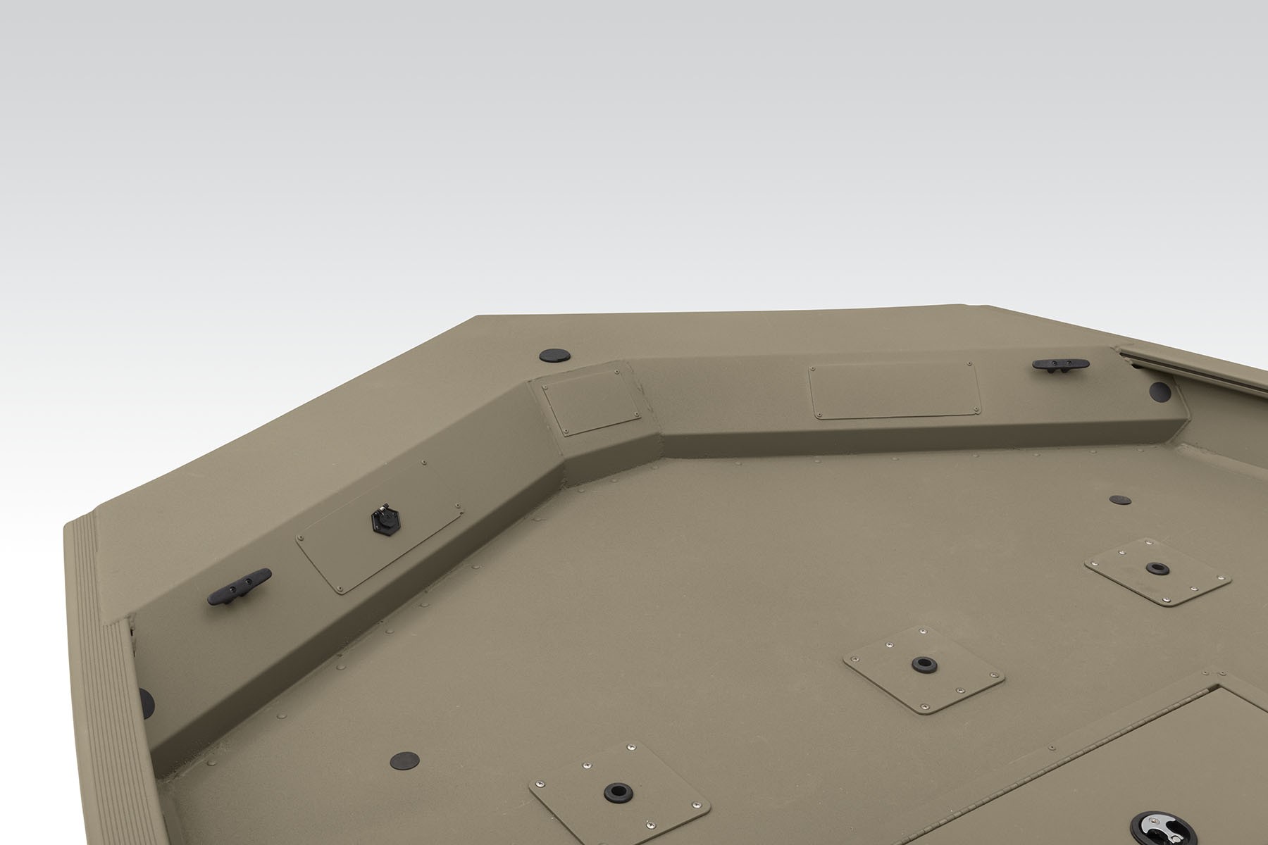 TRACKER GRIZZLY 2072 CC | 21ft. 5in. Center Console Jon Boat