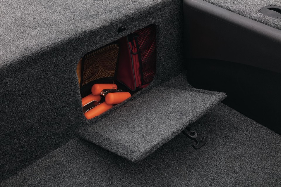 BASS TRACKER Classic XL - TRACKER Mod V Bass Boat