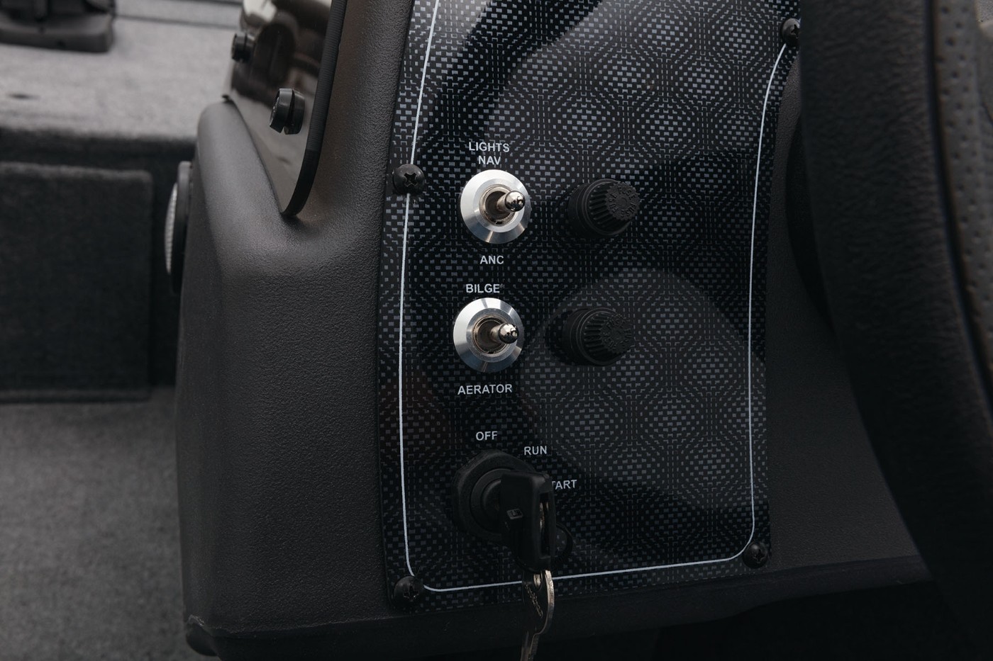 BASS TRACKER Classic XL - TRACKER Mod V Bass Boat