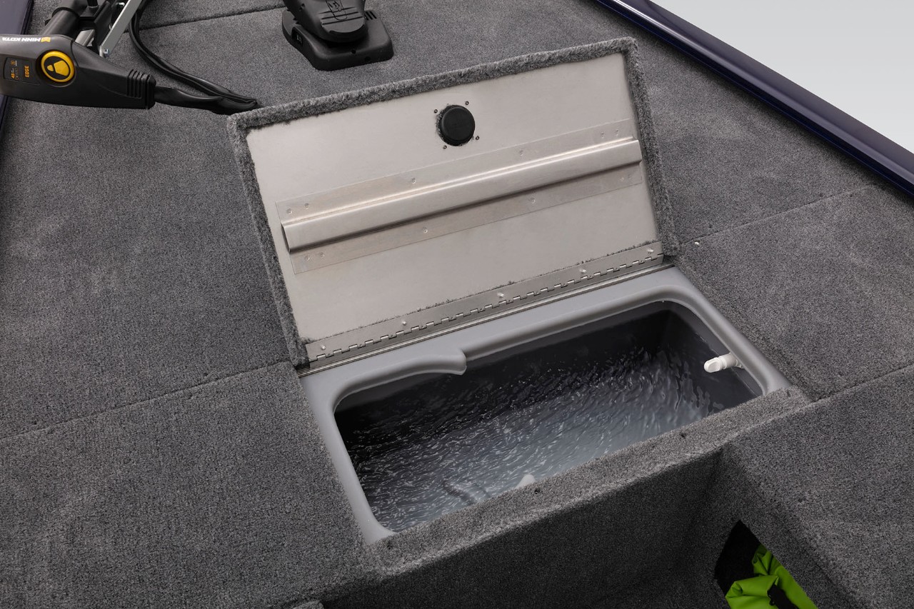 2020 PRO 170 - TRACKER Mod V Bass Boat