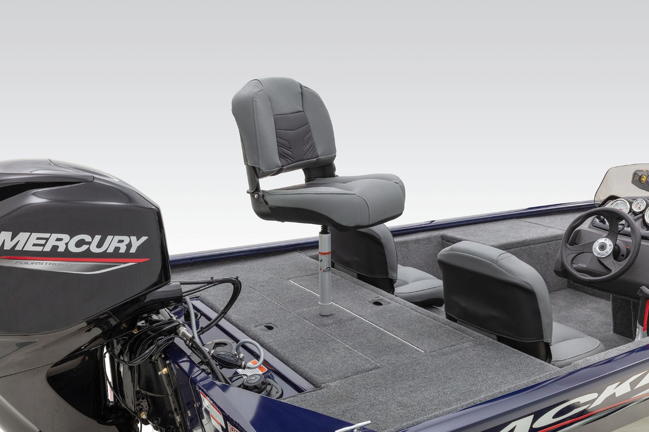 PRO 170 - TRACKER Mod V Bass Boat
