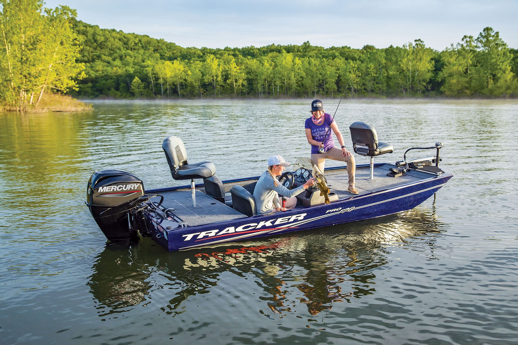 TRACKER Boats Quality Manufacturing