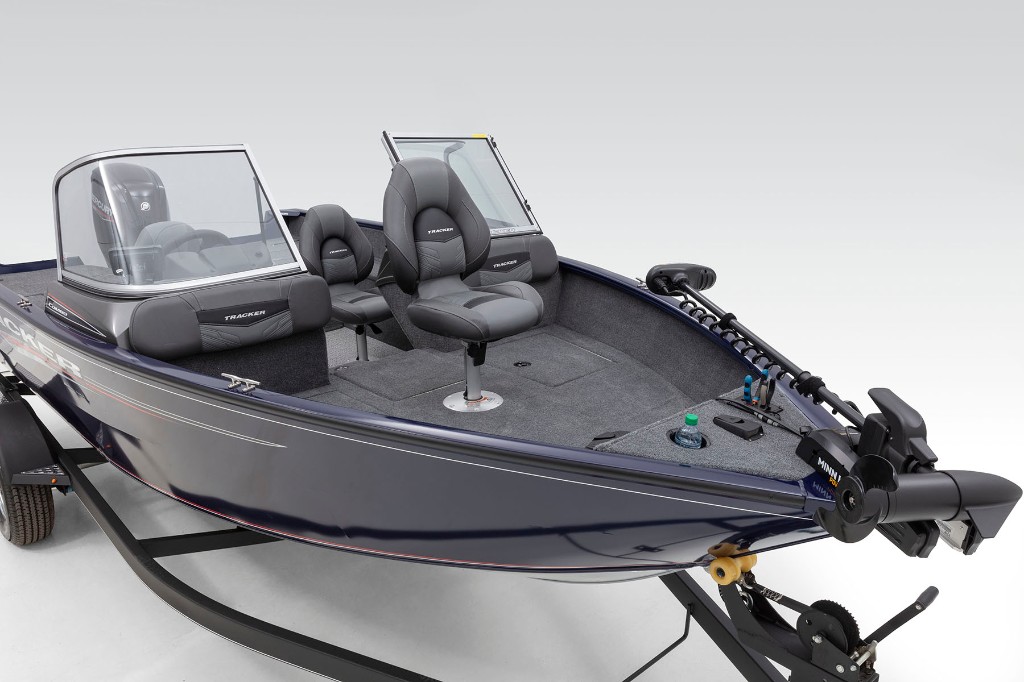 PRO GUIDE V-175 Combo - 2022 TRACKER Deep V Fish and Ski Boat