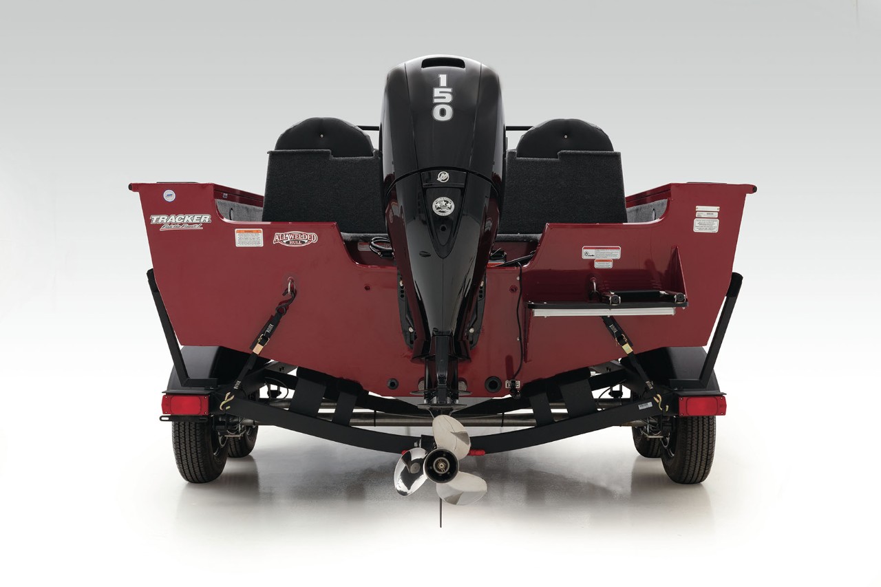 TRACKER Boats Performance