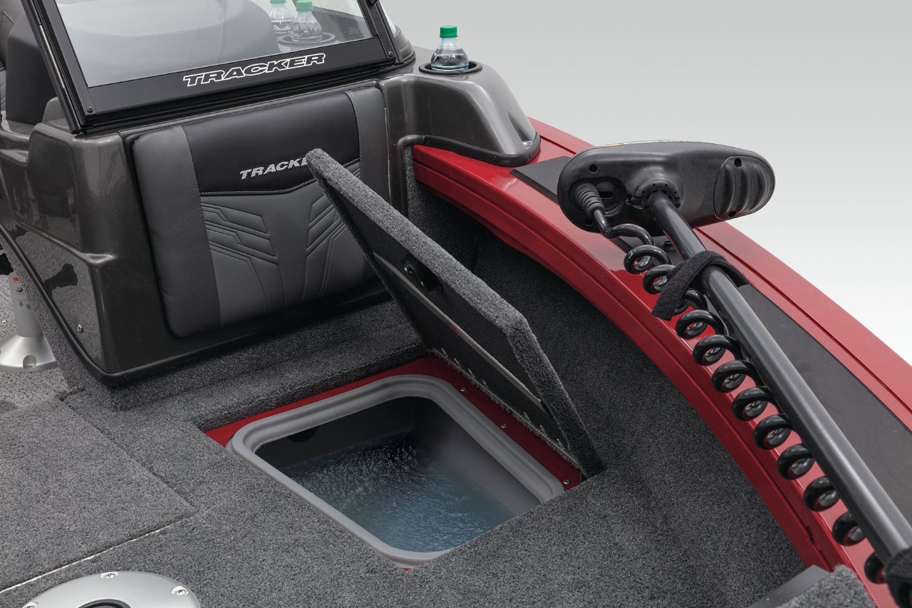 TARGA V-18 Combo - 2022 TRACKER Deep V Fish and Ski Boat