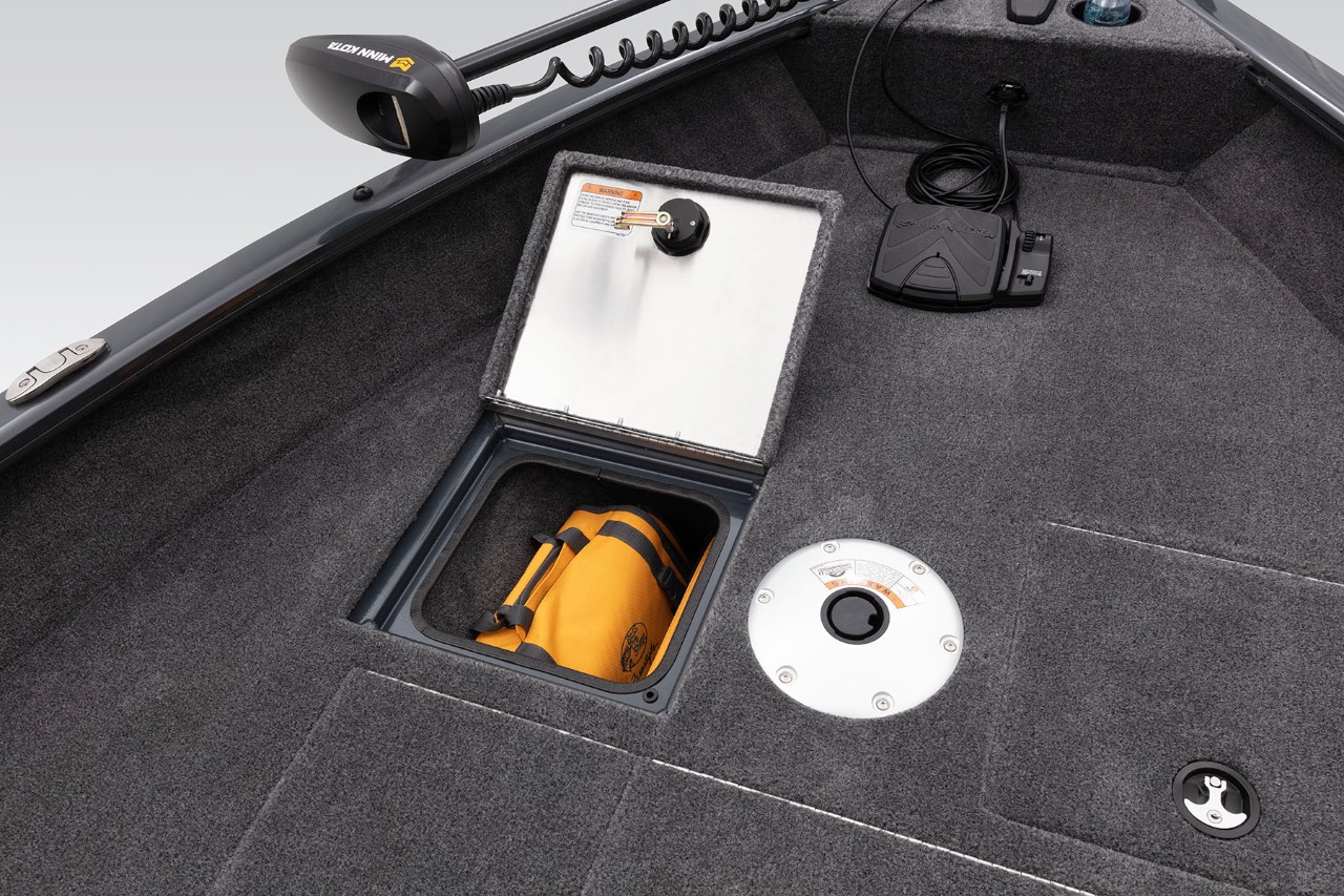 PRO GUIDE V-16 SC - TRACKER Deep V Multi-Species Boat