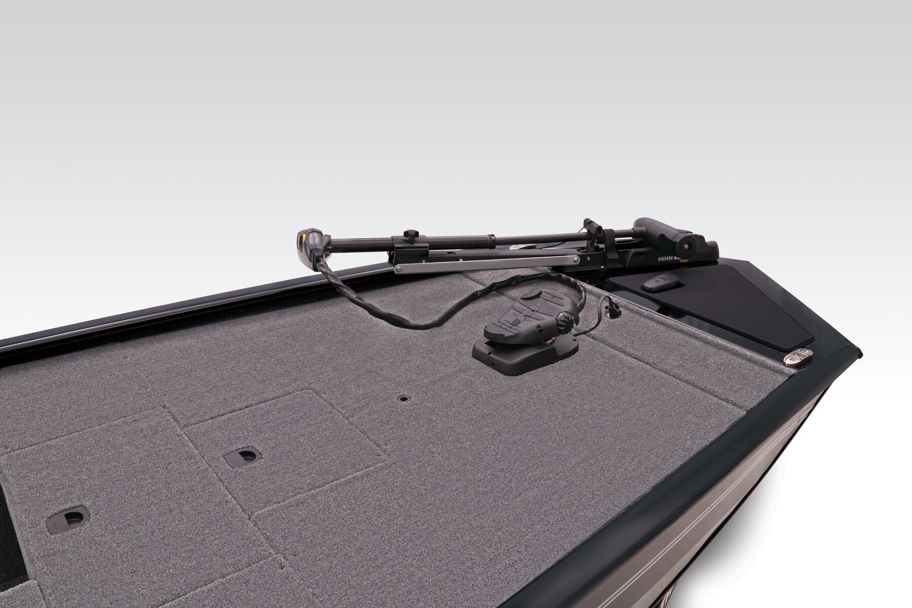 PRO 170 - TRACKER Mod V Bass Boat