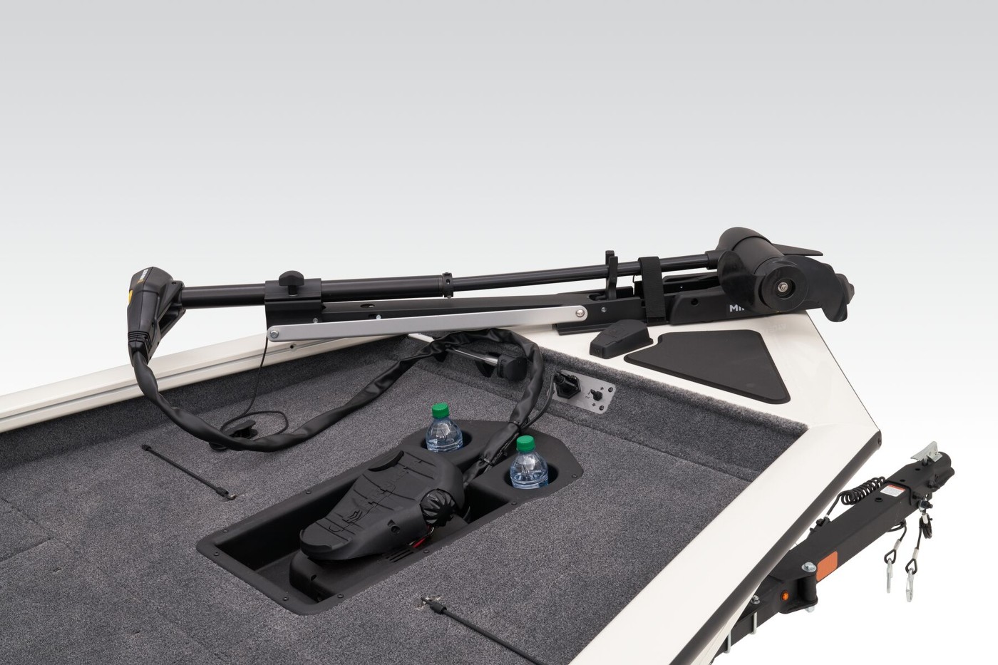 PRO TEAM 190 TX - TRACKER Mod V Bass Boat