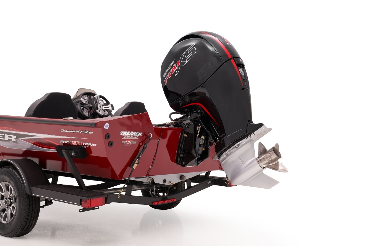 TRACKER Boats Performance