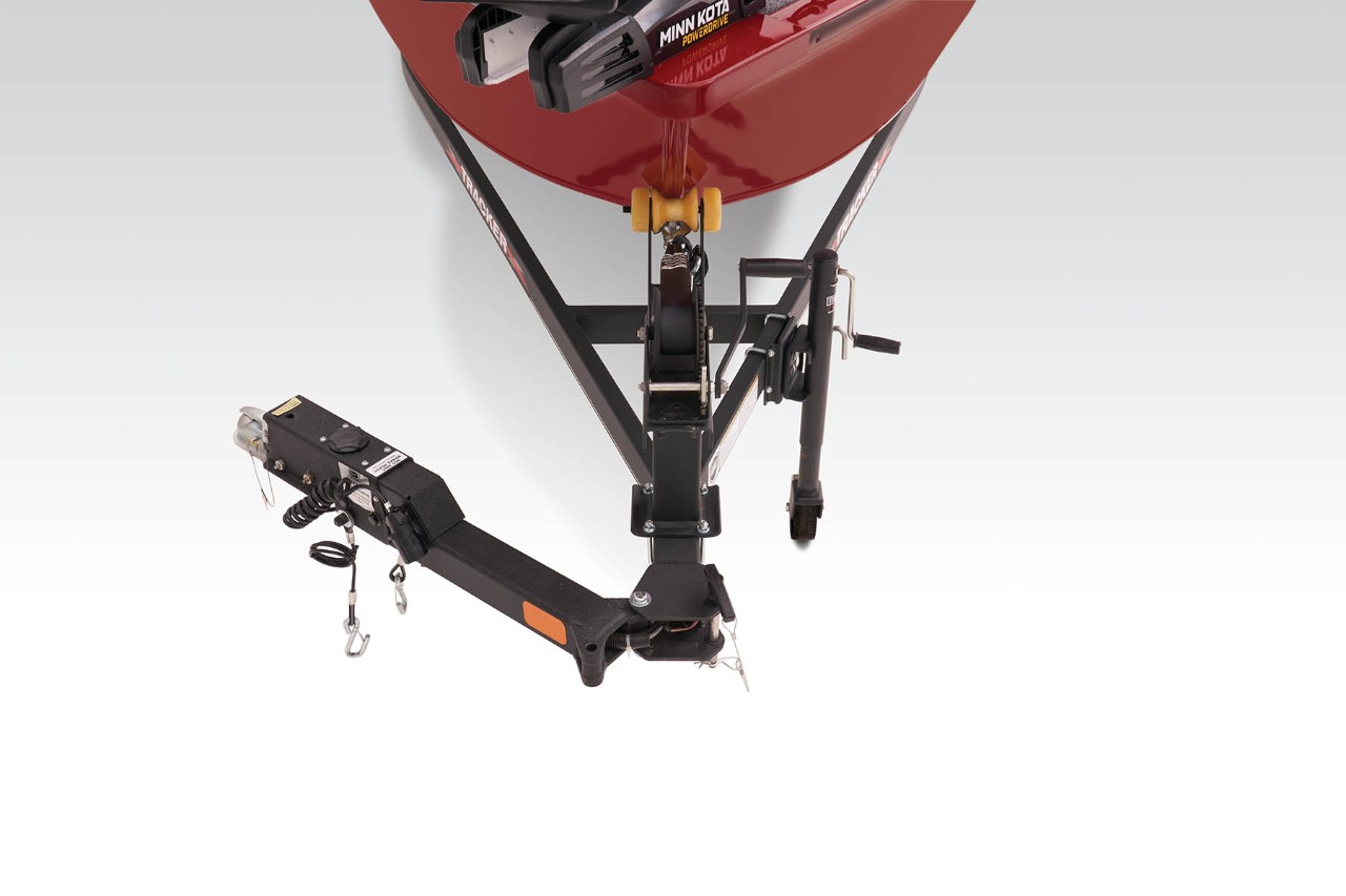 PRO GUIDE V-16 SC - TRACKER Deep V Multi-Species Boat