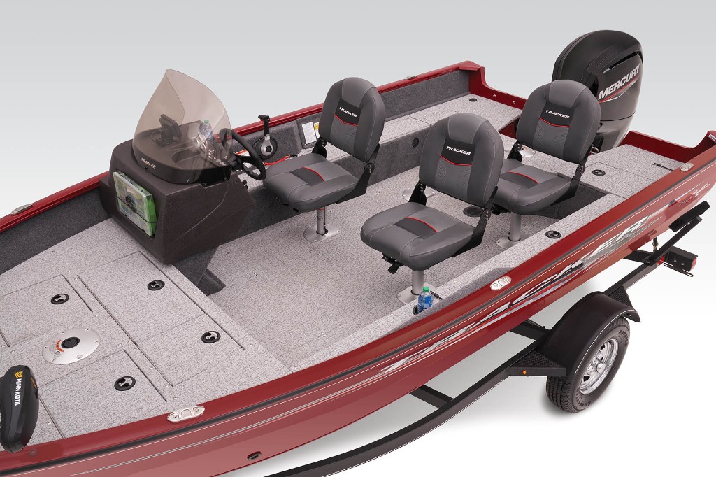 PRO GUIDE V-16 SC - TRACKER Deep V Multi-Species Boat