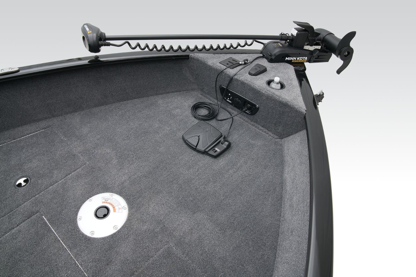 PRO GUIDE V-175 Combo - TRACKER Deep V Fish and Ski Boat