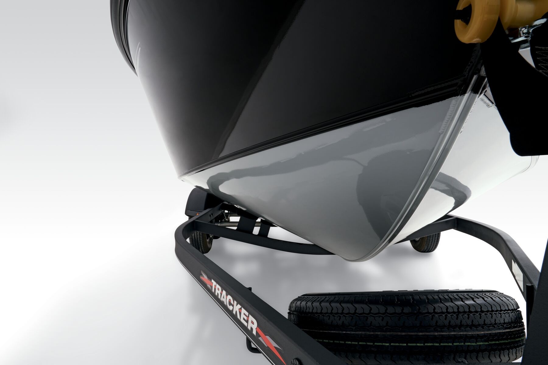 TARGA V-19 WT - TRACKER Deep V Fishing Boat