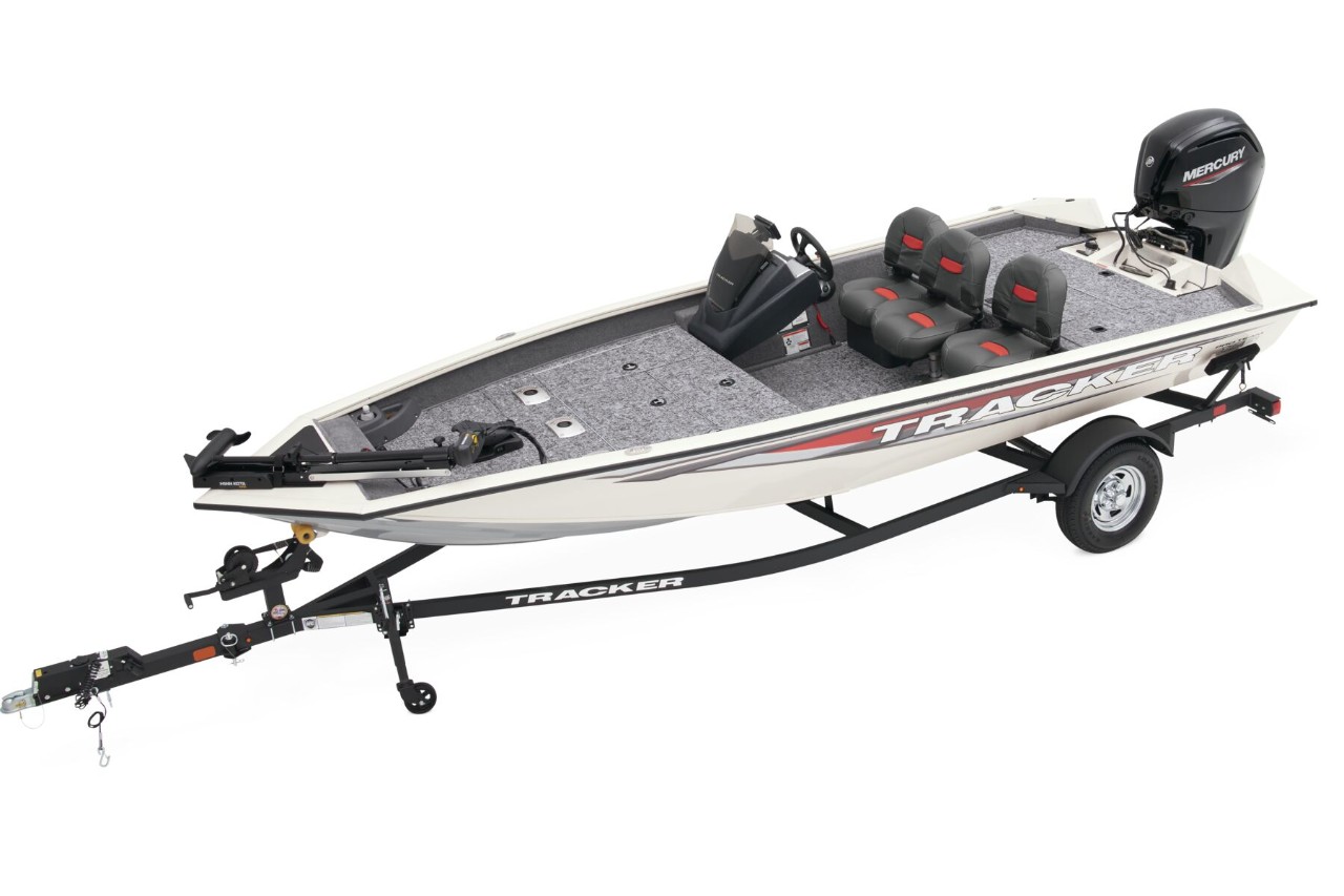 TRACKER PRO TEAM 175 Crappie Edition | 17ft. 7in. Mod V Bass Boat