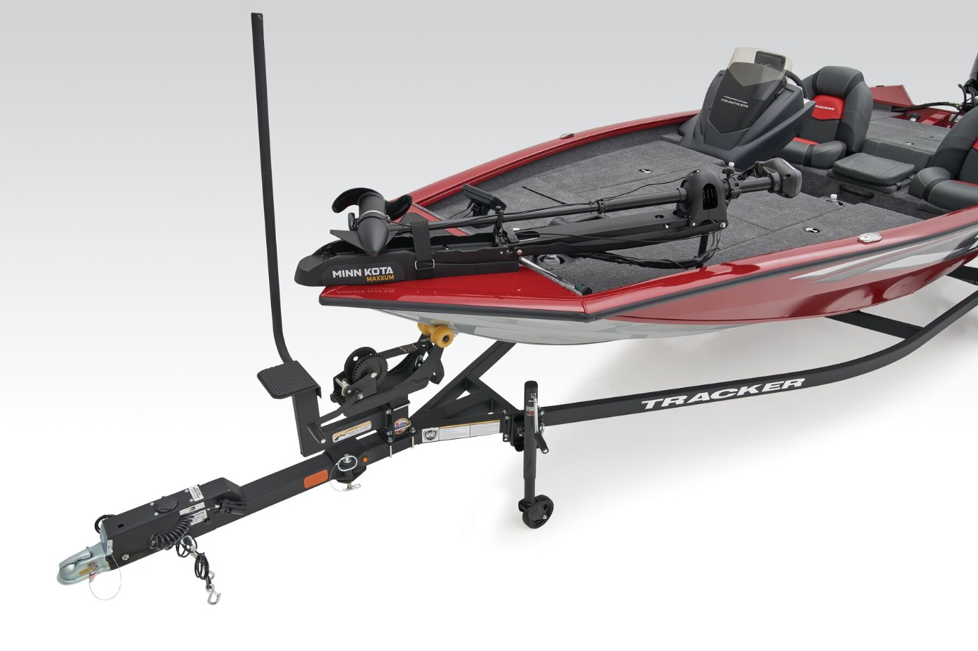 TRACKER PRO TEAM 175 | 17ft. 7in. Mod V Bass Boat