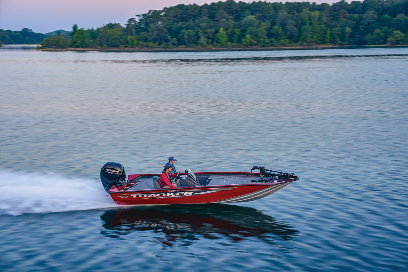 2025 TRACKER PRO TEAM 195 Tournament Edition | 18ft. 7in. Mod V Bass Boat