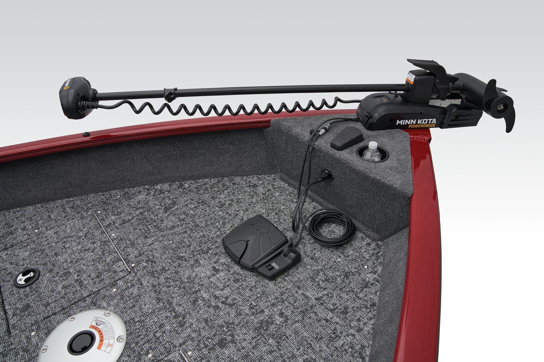 PRO GUIDE V-16 WT - TRACKER Deep V Fishing Boat