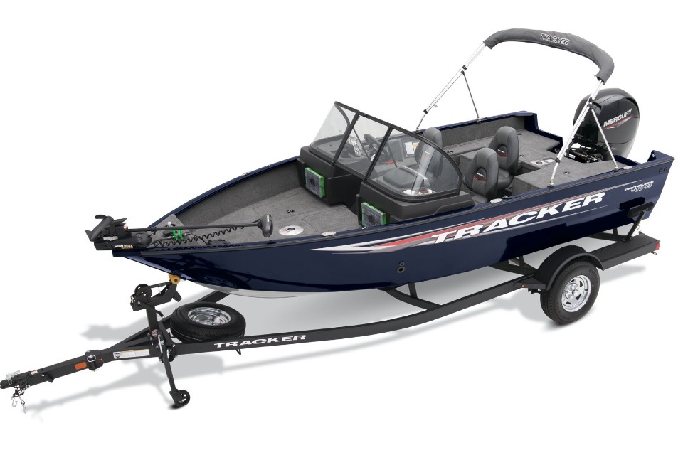 TRACKER PRO GUIDE V-175 Combo | 17ft. 7in. Deep V Fish and Ski Boat
