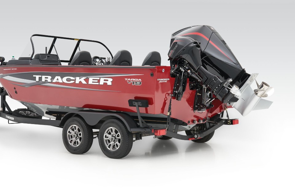 TRACKER Boats Performance