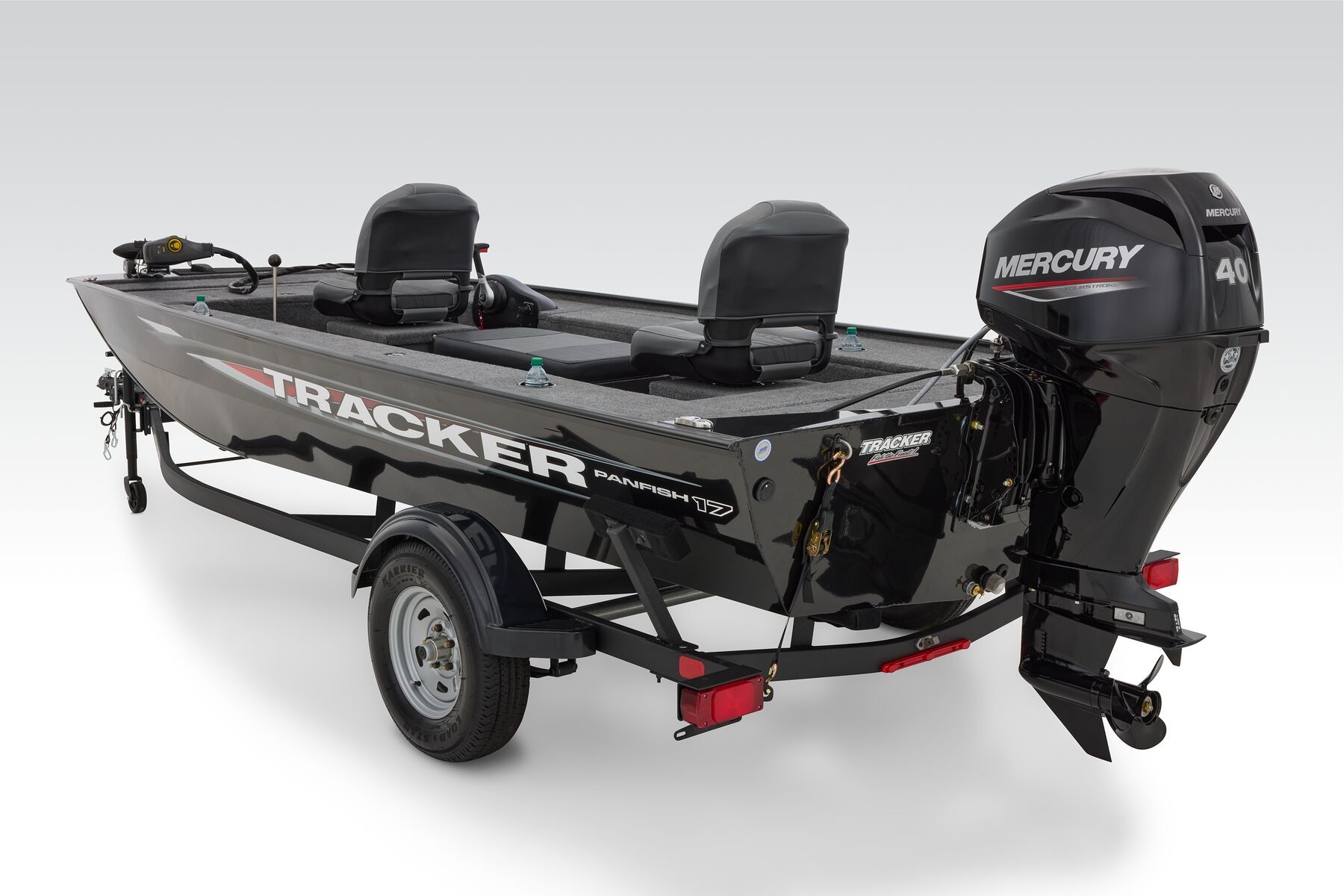 Panfish 17 | 16ft. 8in. Mod V Aluminum Fishing Boat | TRACKER Boats