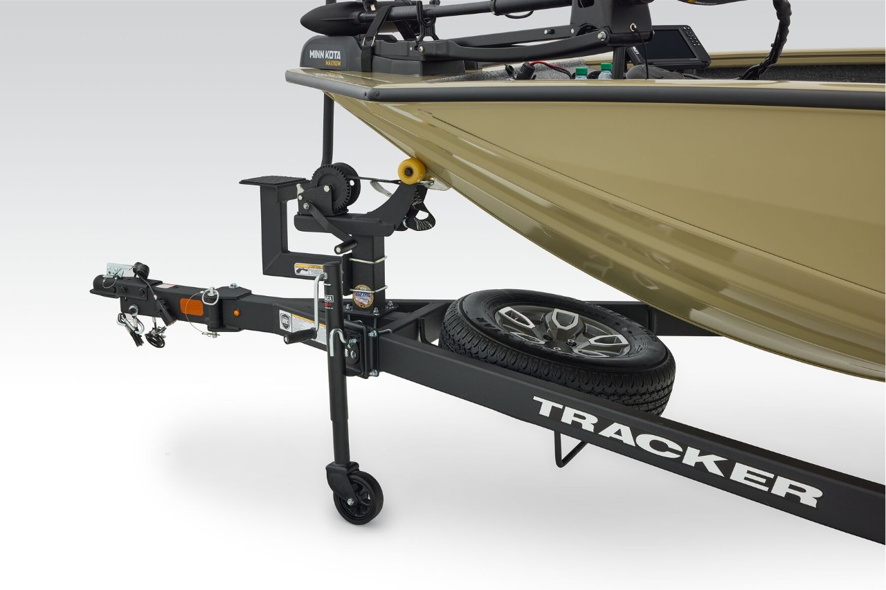 PRO TEAM 195 | 18ft. 7in. Mod V Bass Boat